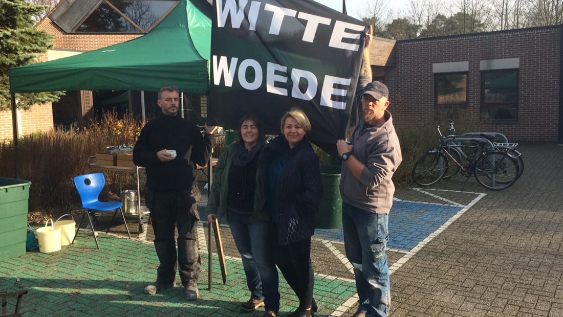 Witte woede met zwarte vlaggen in Brasschaat (Brasschaat) - Gazet van ...