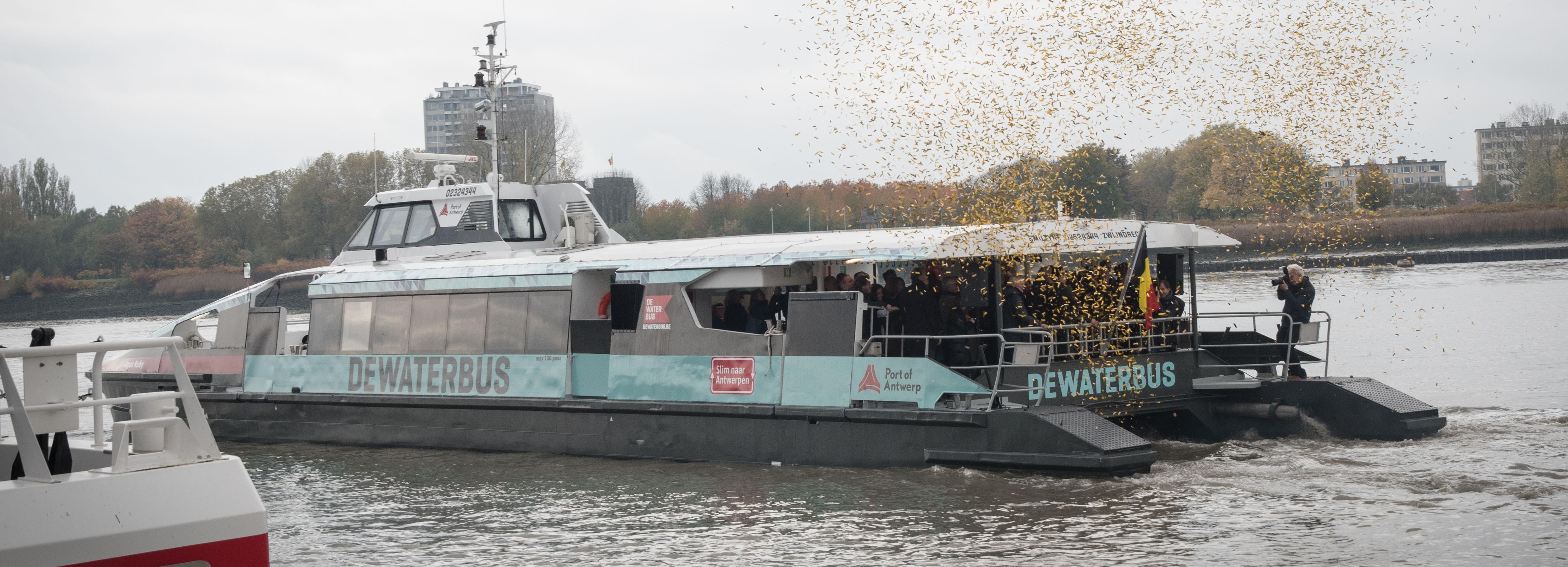 Nieuwe waterbus maakt vertrek om het half uur mogelijk (Antwerpen ...