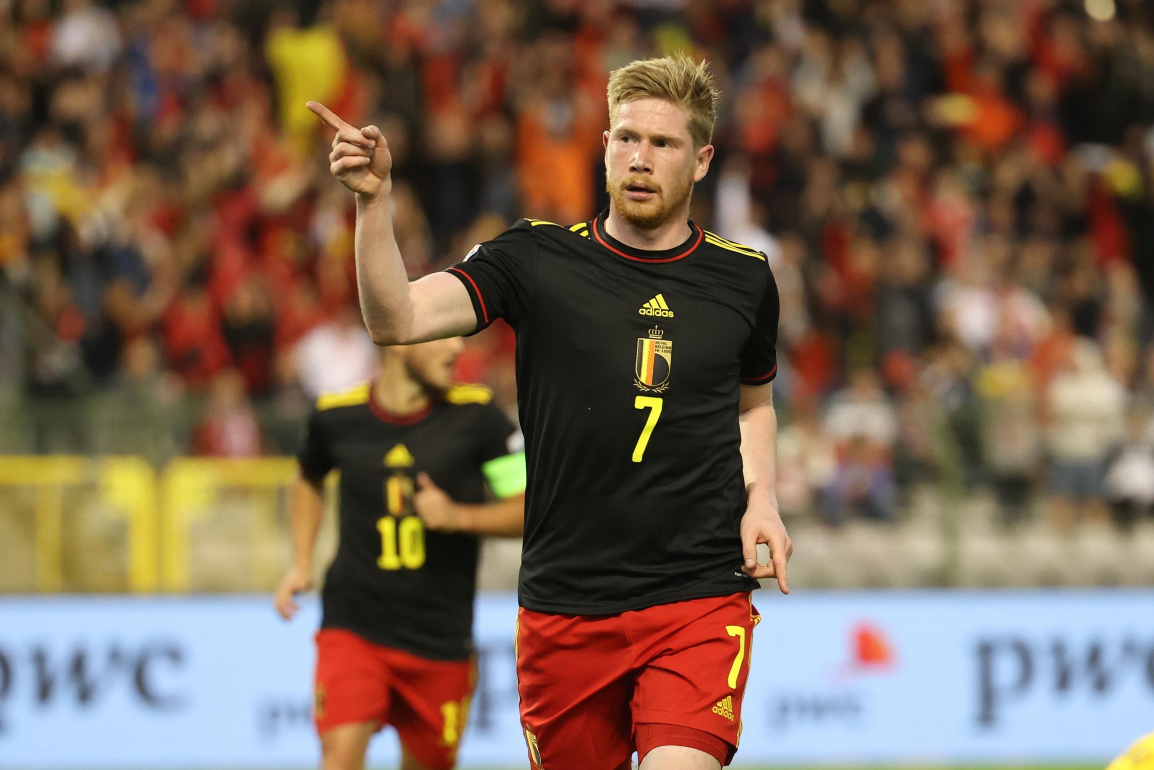 King Kev toont wie de baas is: Kevin De Bruyne regisseert Rode Duivels ...