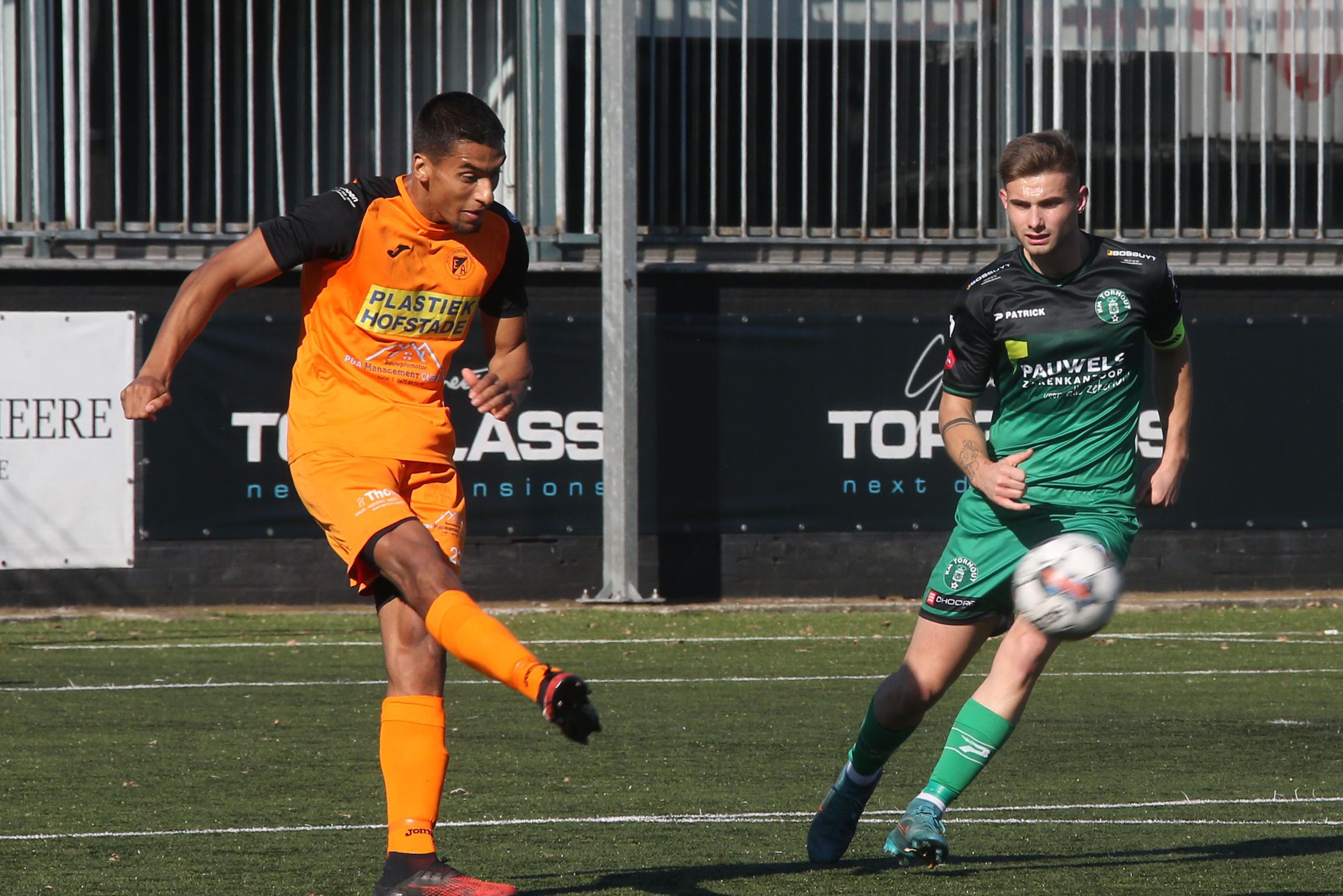 REEKSOVERZICHT TWEEDE AFDELING A: RC Gent speelt leidersplaats kwijt, KFC Merelbeke boekt eerste ...