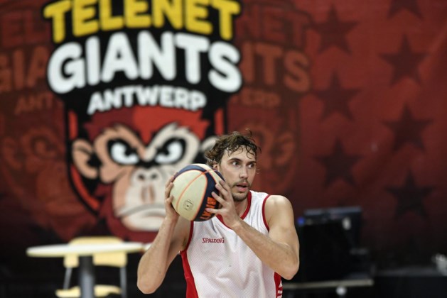 Servische center Marinkovic (Telenet Giants Antwerp) debuteert in derby tegen Kangoeroes ...