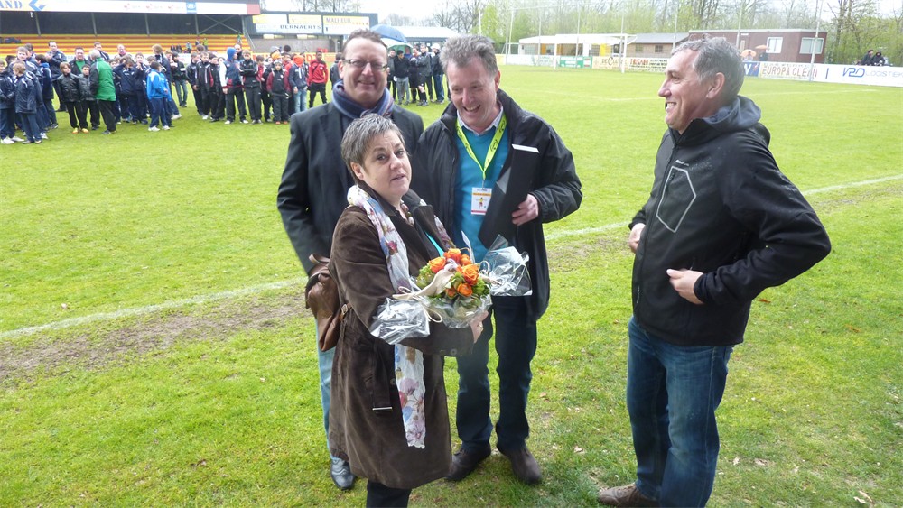 Willy De Clercq gevierd op Paastornooi (Bornem) - Gazet van Antwerpen