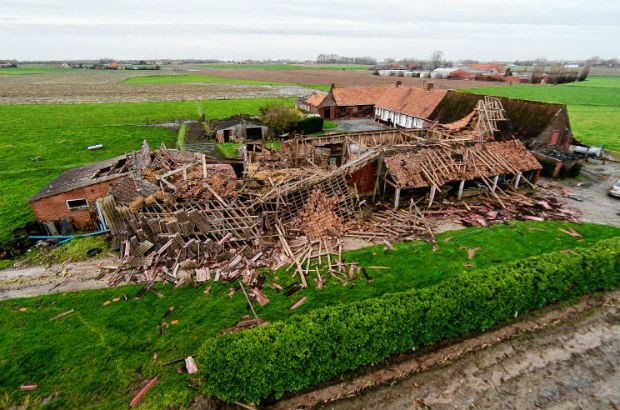 West-Vlaanderen wil storm laten erkennen als natuurramp | Gazet van ...